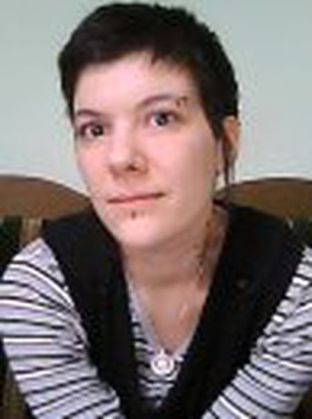 Cécile PIERROT, 45 ans (CHARLEVILLE MEZIERES) - Copains d'avant